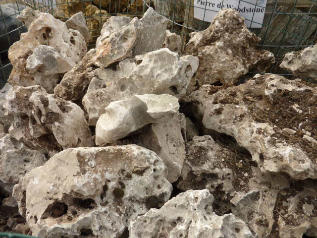 Petite roche percée - Trans Mat Royan - Gravier Decor